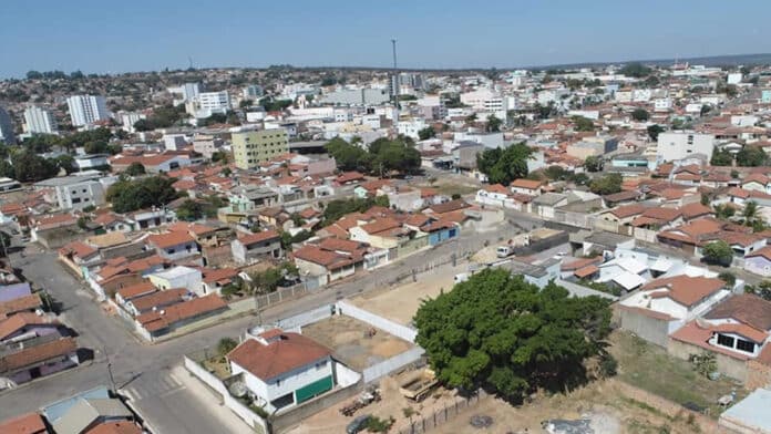 Mais dois pacientes morrem e João Pinheiro registra, mais uma vez, três ... Mais dois pacientes morrem e João Pinheiro registra, mais uma vez, três ...